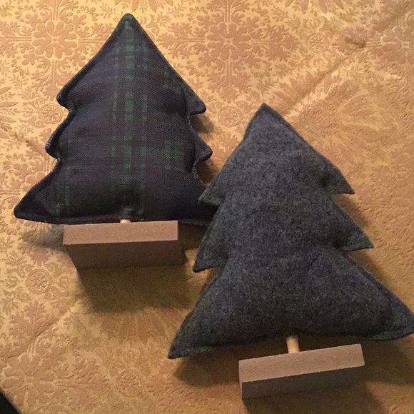 Target | Holiday | Target Bulls Eye Fabric Puffy Trees | Poshmark